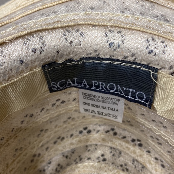 Scala | Accessories | Rare Scala Pronto Exclusive Of Design Crochet Sun ...